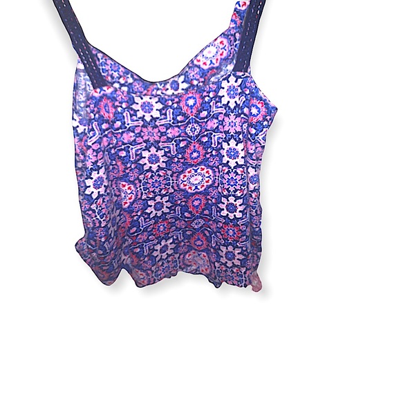 hinge | Tops | Adorable Hinge Floral Tank | Poshmark
